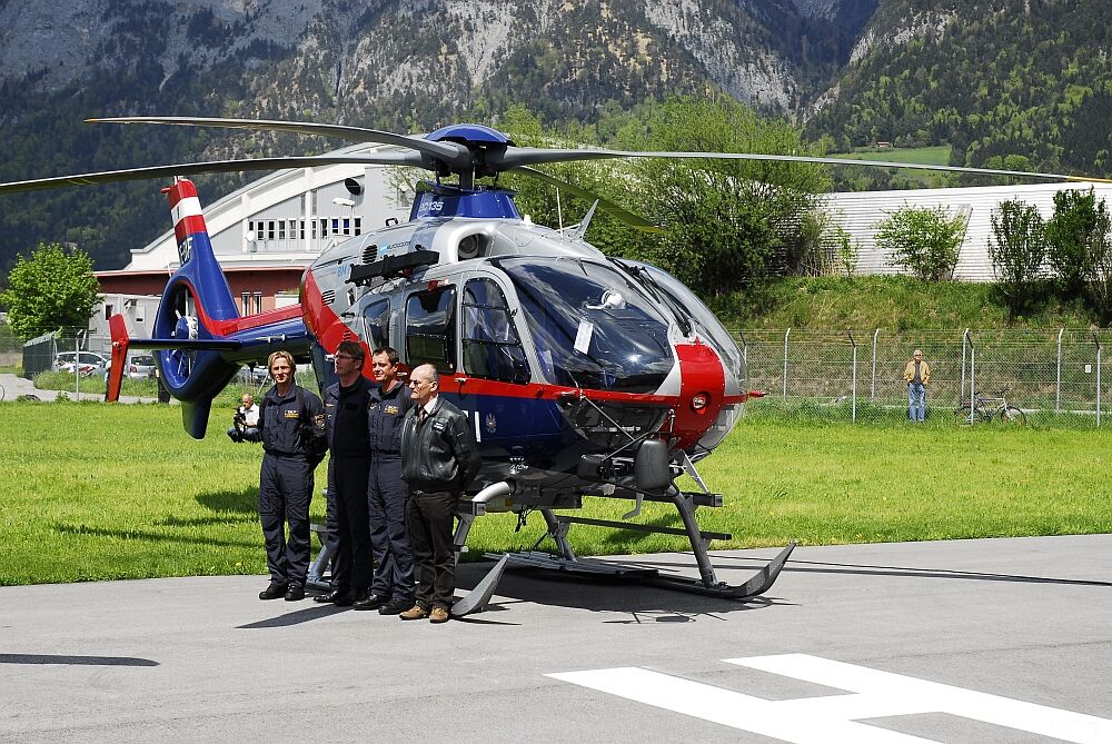 Fotoreportage: Flugpolizei erhält die ersten drei EC135 | Austrian Wings
