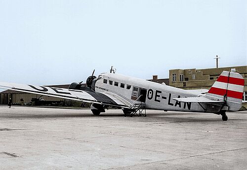 Buchpräsentation: 100 Jahre ÖLAG | Austrian Wings
