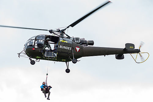 "Hubschrauber-Feiertag": Drehflügler heute weltweit im Mittelpunkt ...