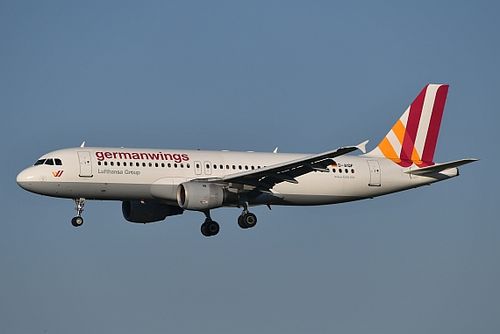 Schwerer Fume event bei Germanwings: 4 Crewmitglieder verletzt ...