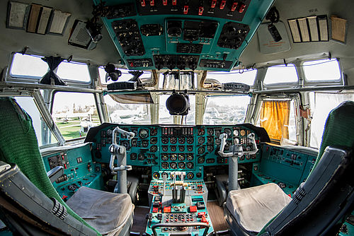 Inside IL-76 | Austrian Wings